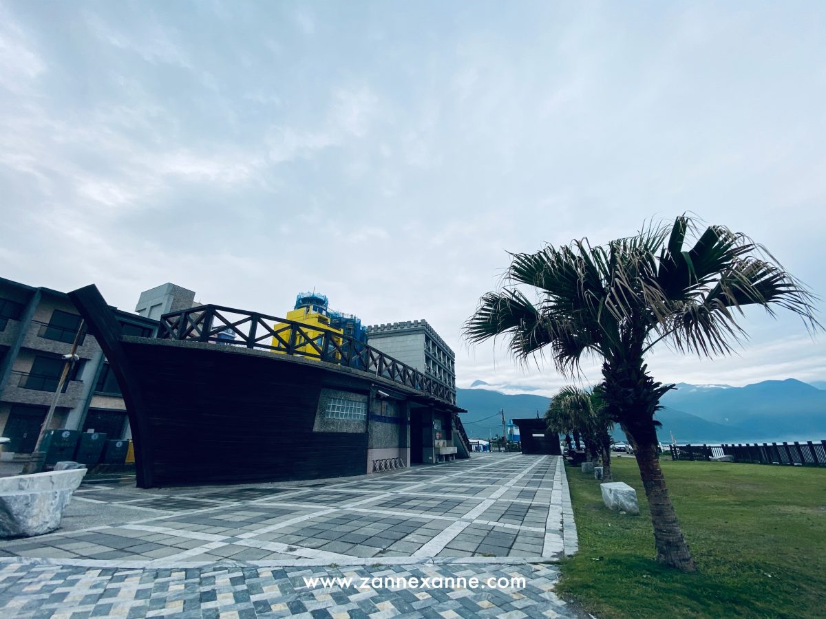 Qixingtan | Turquoise Pebbly Beach In Hualien | Zanne Xanne’s Travel ...