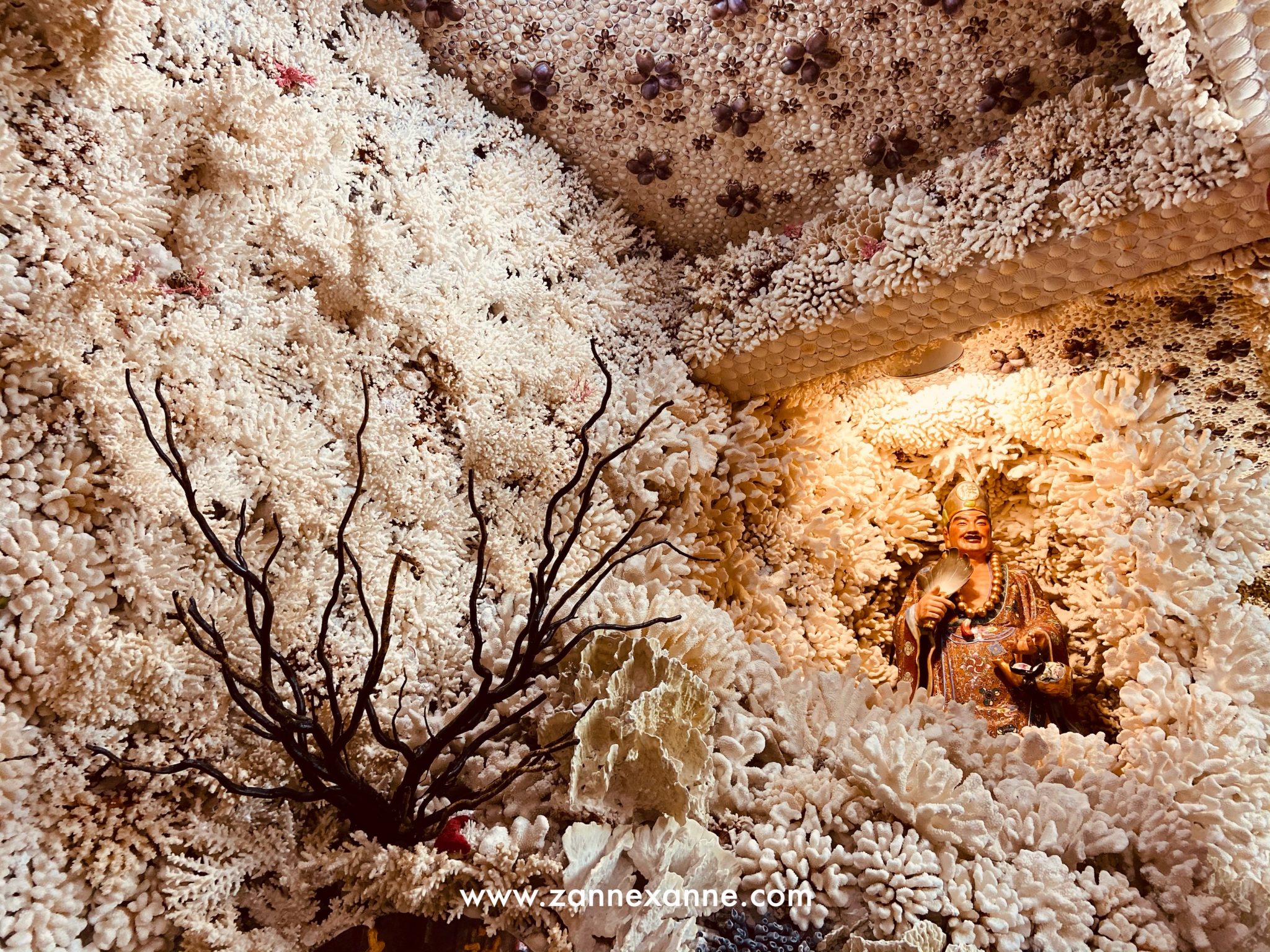 Dingshan Shell Temple | Unique Sea Shell Temple in Taiwan | Zanne Xanne ...
